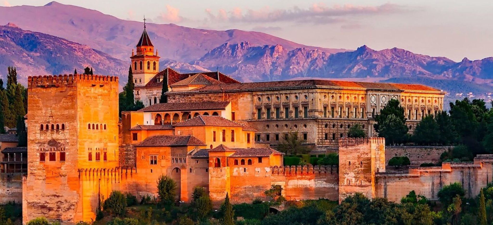 How to Study in Spain in English - Go! Go! España